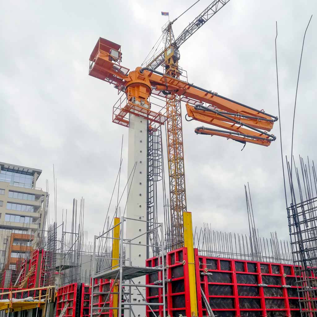 Mast Placing Boom – Concrete Placer